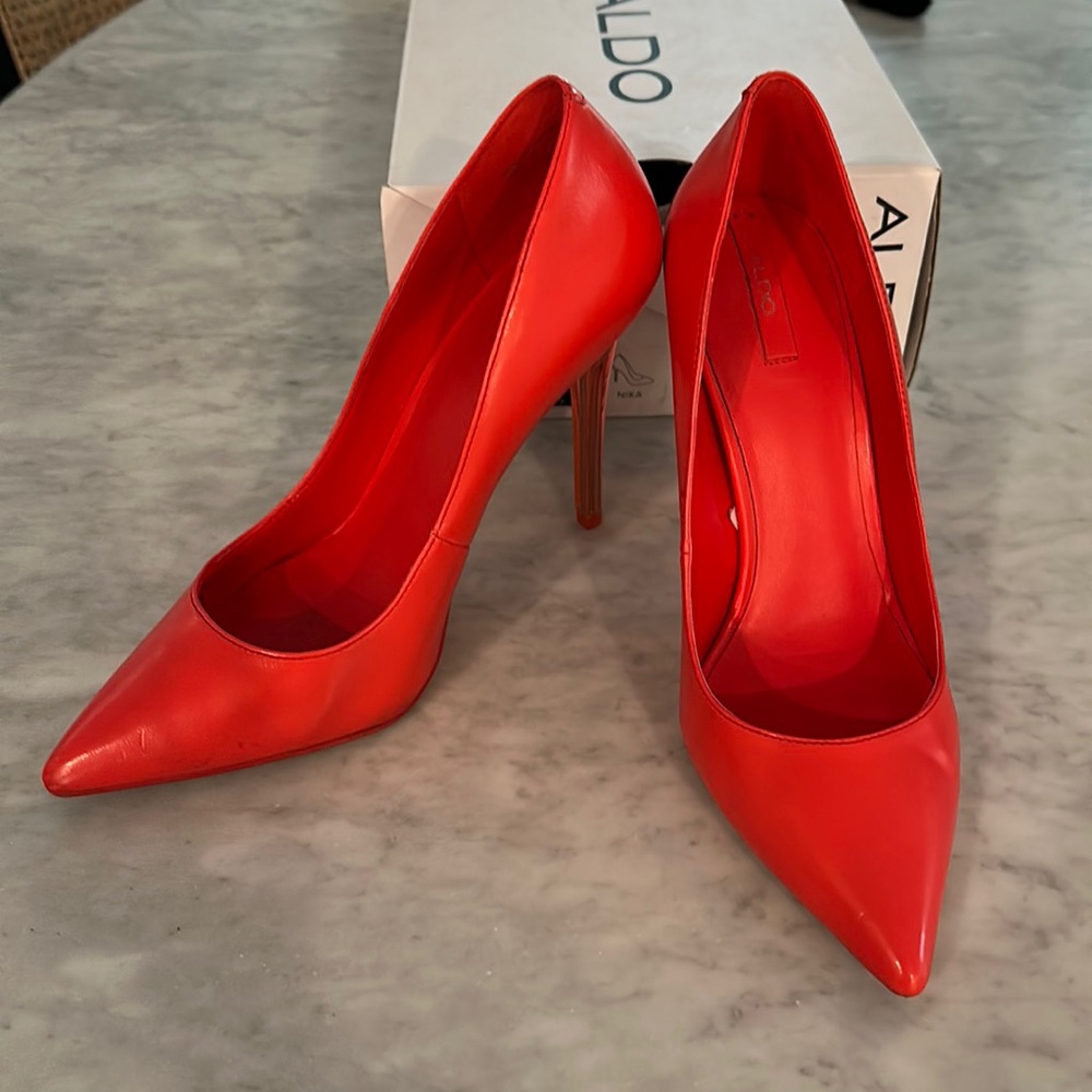 Aldo Pink/Red Nika Pumps Size 8.5 - Gem